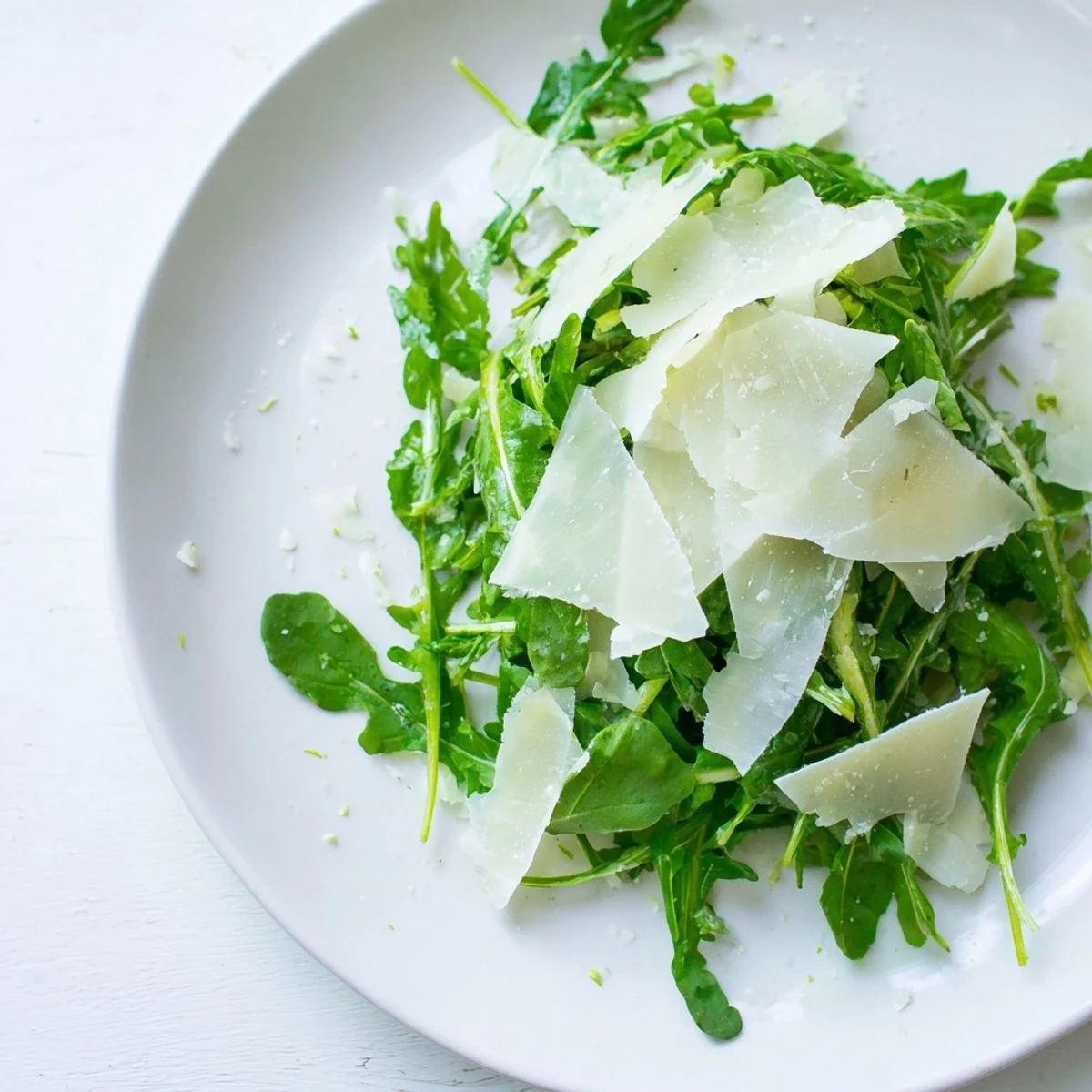 Fresh Arugula Salad with Zesty Lemon Dressing